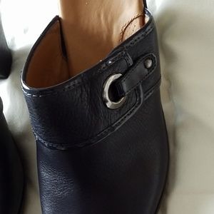 Sofft | Shoes | Sofft Blue Leather Clogs W Hook Eye Design Nwot | Poshmark